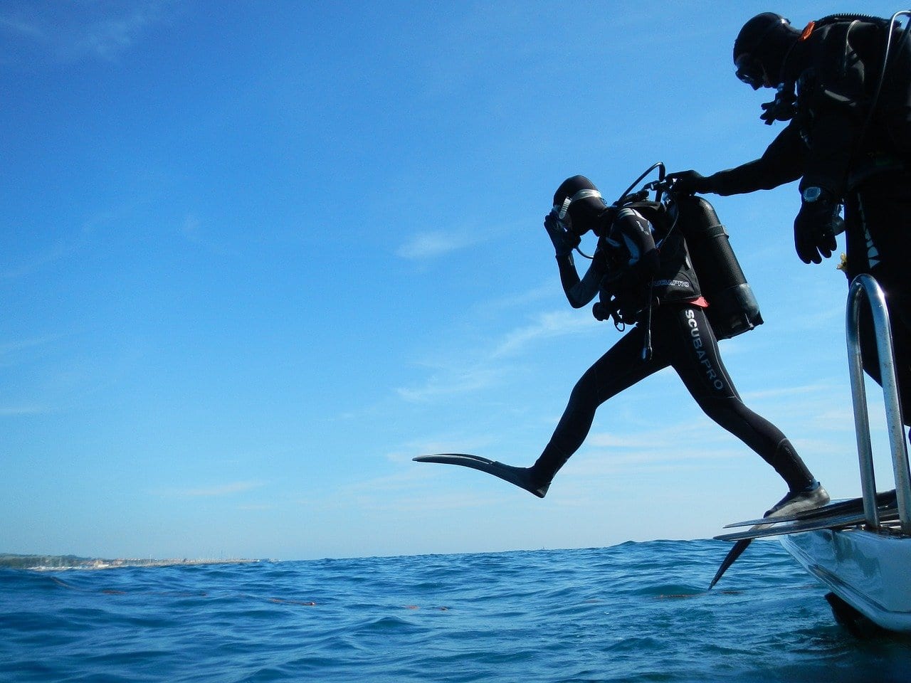 29 Seriously Fun Facts About Scuba Diving - Fact City