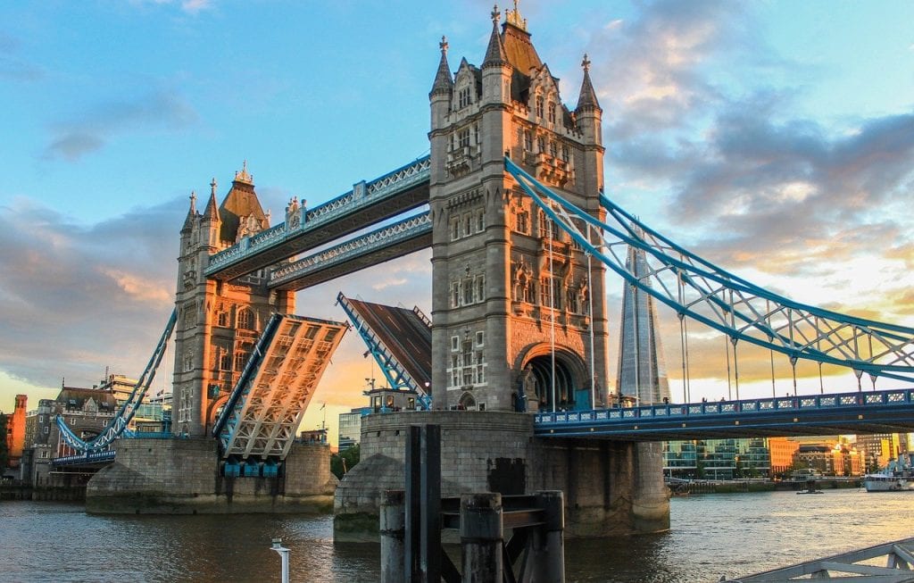 20 Terrific Facts About Tower Bridge - Fact City