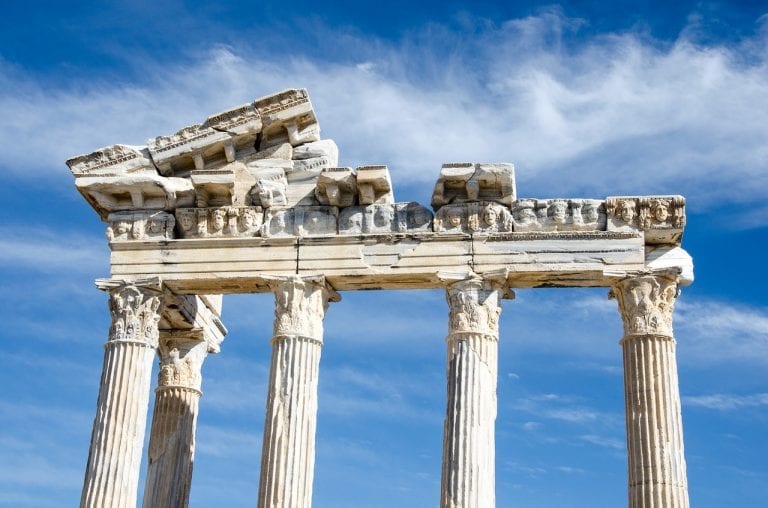 14 Amazing Facts About The Greek God Apollo - Fact City