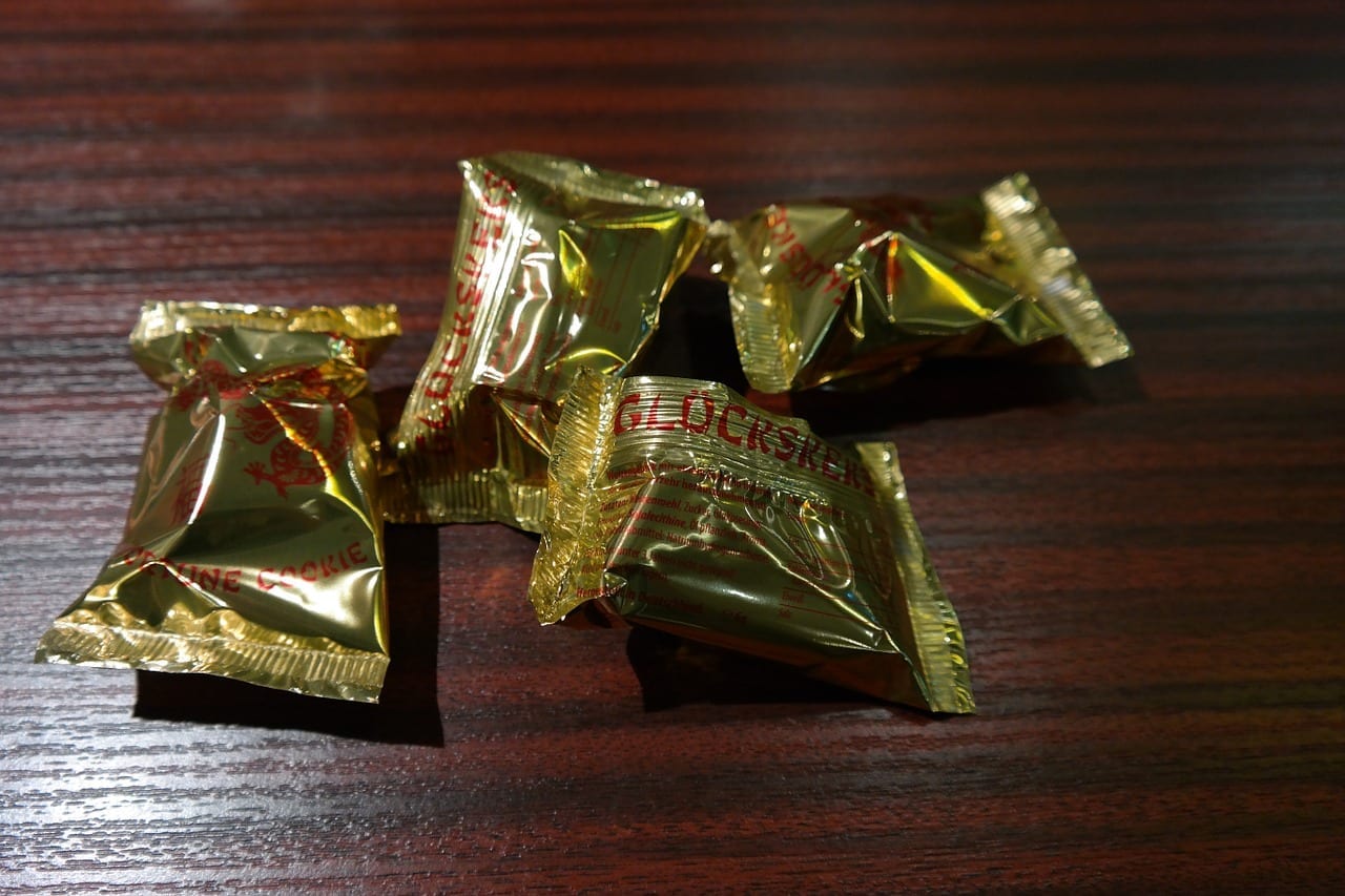 10 Fortunate Facts About Fortune Cookies - Fact City