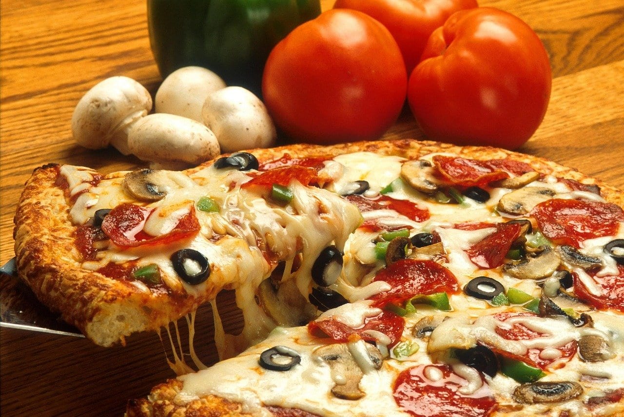 17 Perfect Facts About Pizza - Fact City