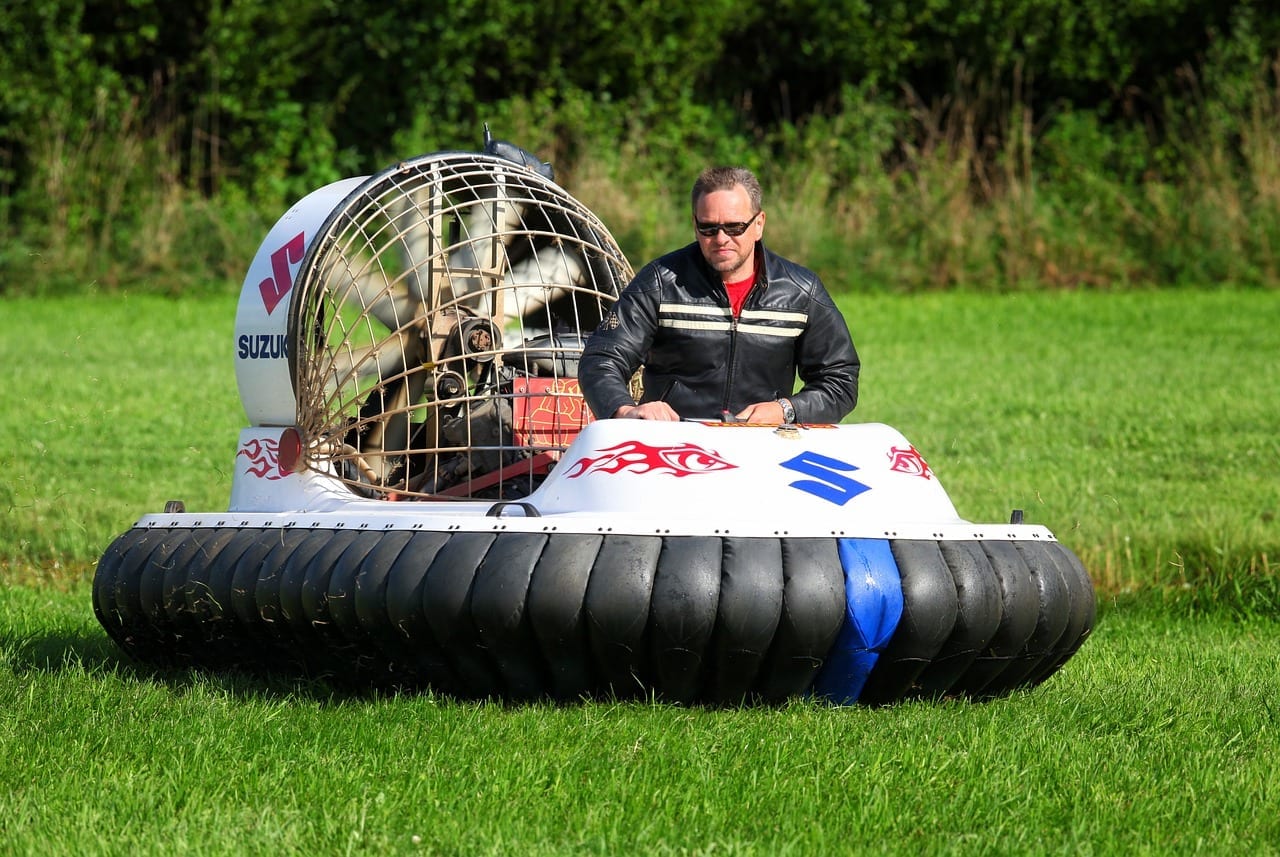 14 High-Octane Facts About Hovercraft - Fact City