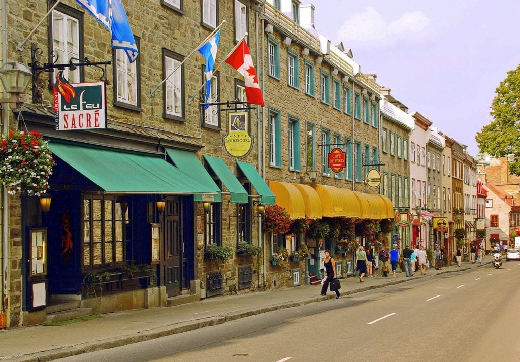 16 Fun Facts About Quebec - Fact City