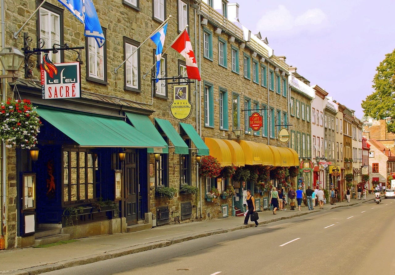 16 Fun Facts About Quebec - Fact City
