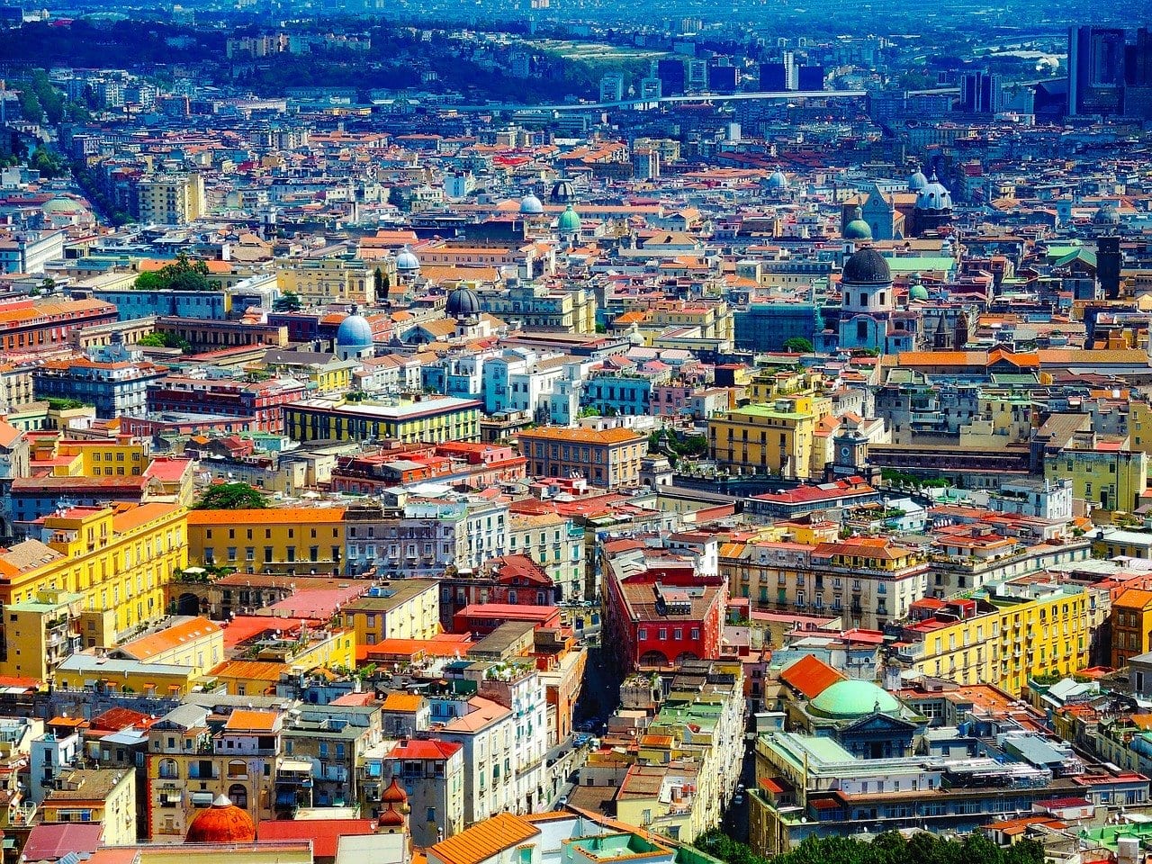 22 Amazing Facts About Naples - Fact City