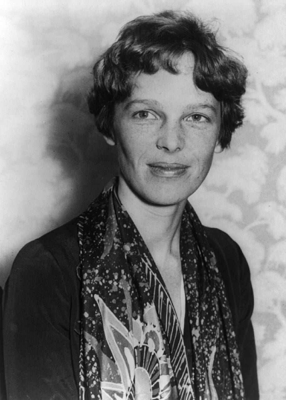 10 Adventurous Facts about Amelia Earhart - Fact City