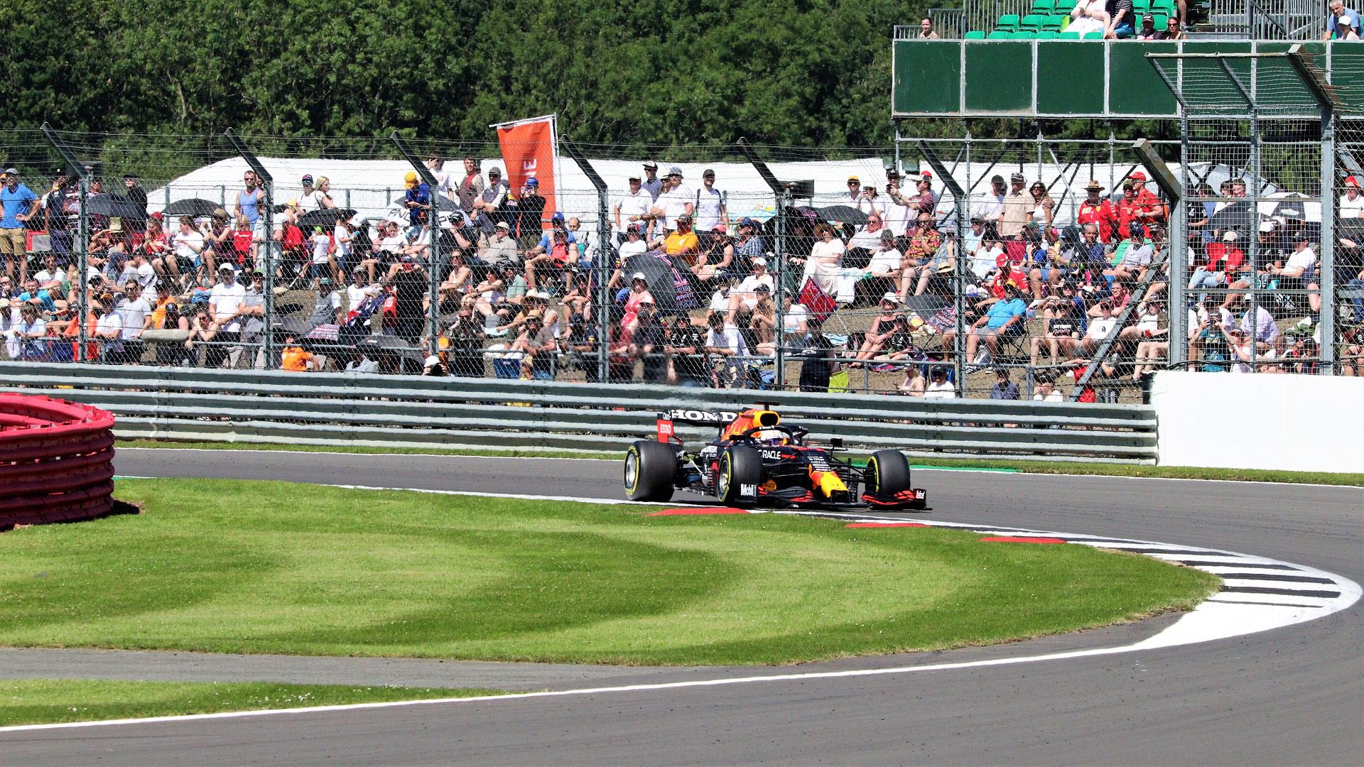 24 Super Facts About Silverstone - Fact City
