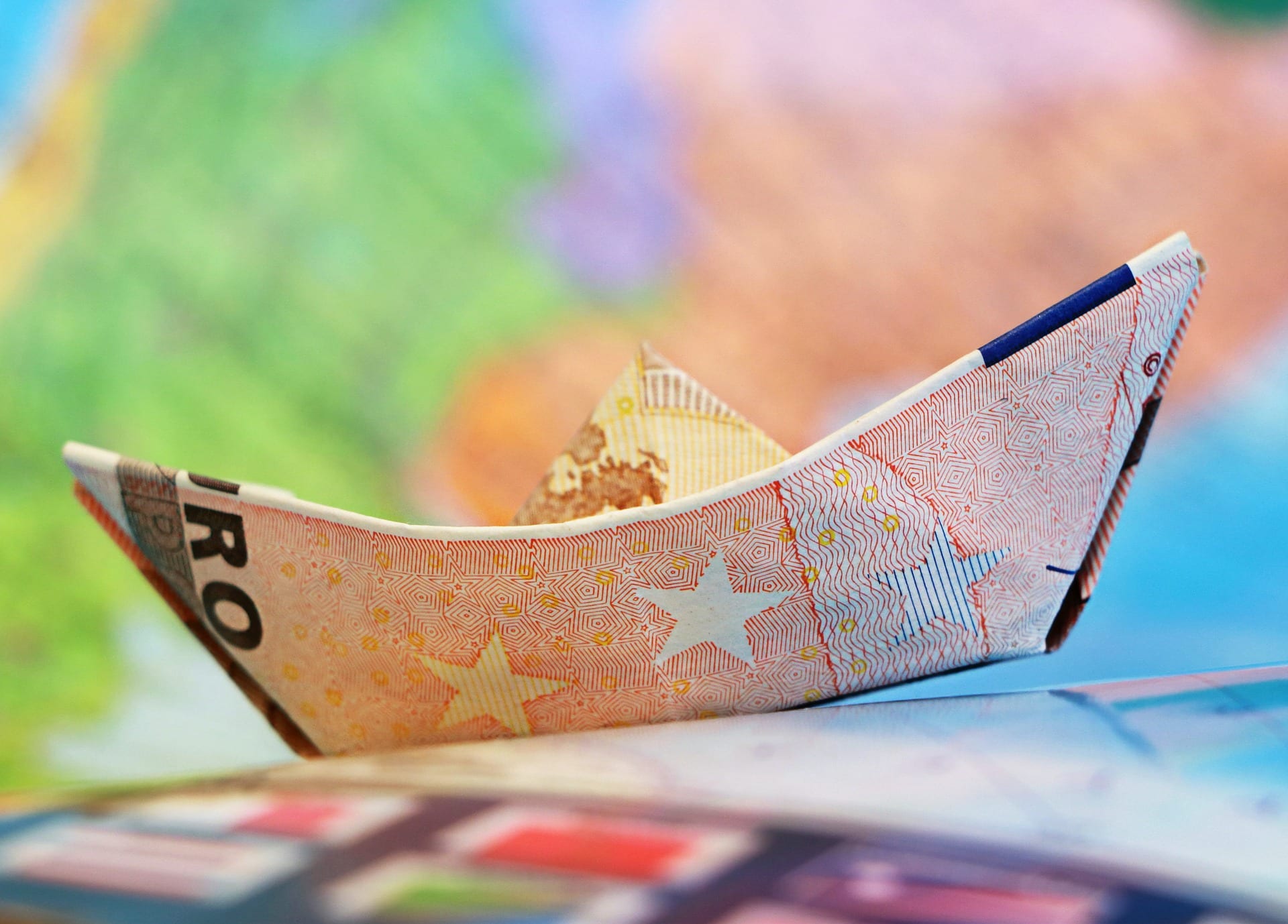 10 Off-the-Wall Facts about Origami - Fact City