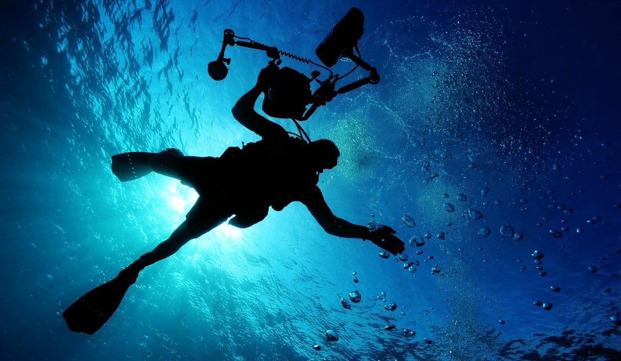 29 Seriously Fun Facts About Scuba Diving - Fact City