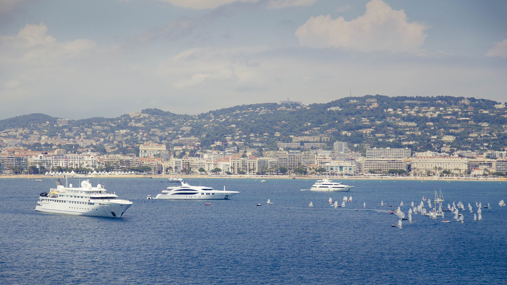 38 Fun Facts About The French Riviera - Fact City