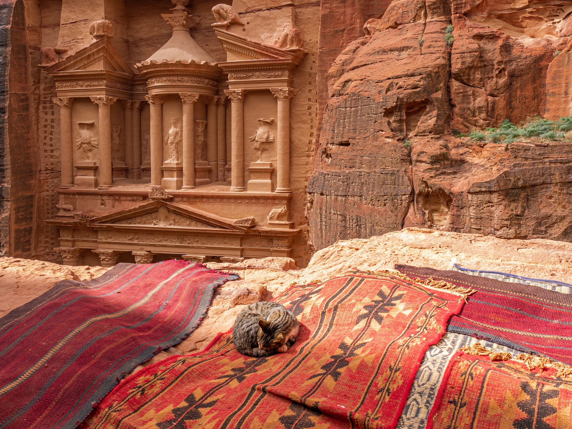 29 Peaceful Facts about Petra ☼ Fact City