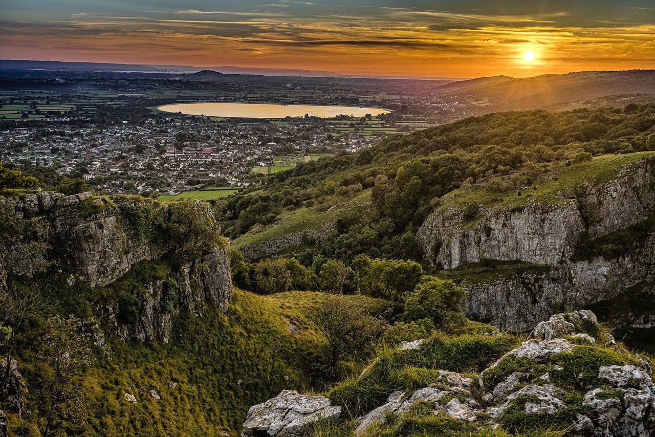16 Cheesy Facts About Cheddar Gorge - Fact City